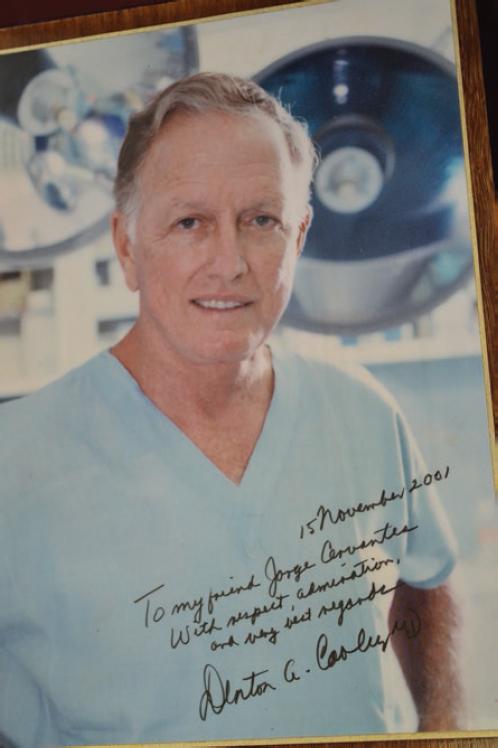 Denton A. Cooley: maestro cirujano y educador