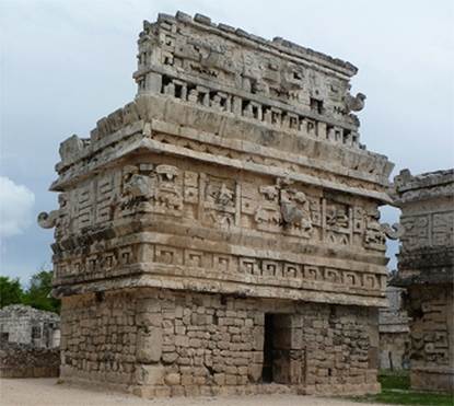Las cresterías mayas