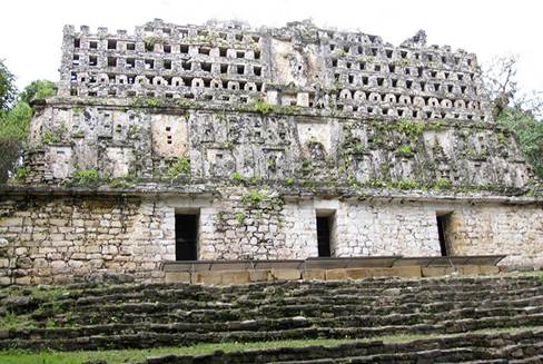 Las cresterías mayas